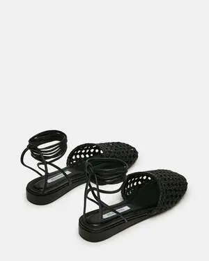 Steve Madden Flutter Lace-up Flats