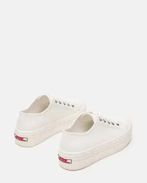 Steve Madden Bobbi Lace-up Sneakers