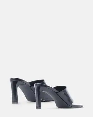 Steve Madden Valentin Thong Heels