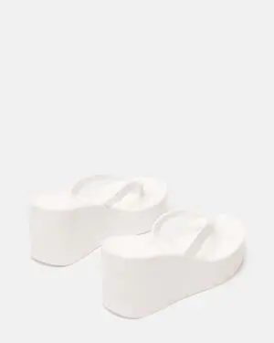Steve Madden Jella Thong Sandals