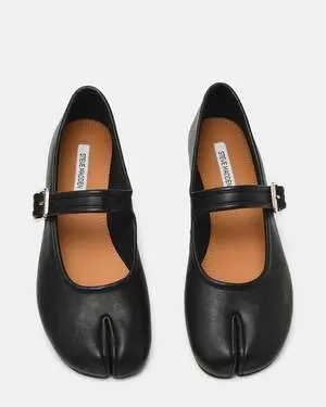 Steve Madden Calara Ballet Flats
