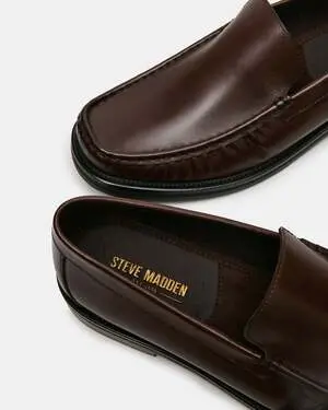 Steve Madden Celestino Leather Slip-on Loafers With Square Toe