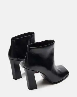 Steve Madden Eira Block Heel Booties