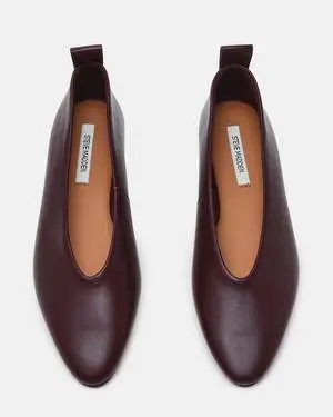 Steve Madden Swanky Pointed Toe Flats