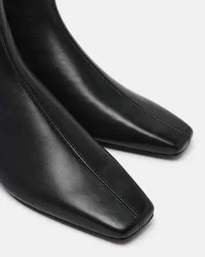 Steve Madden Zami Ankle Booties