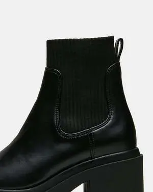 Steve Madden Koah2o Block Heel Booties
