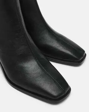 Steve Madden Eralyn Block Heel Booties