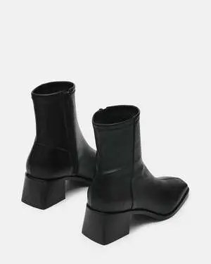 Steve Madden Eralyn Block Heel Booties