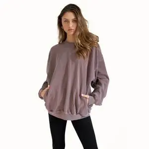 EARTH BODY Soho Oversized Sweatshirt With Side Pockets