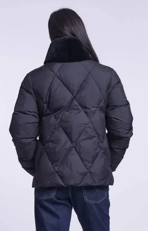 BLUE DUCK Quilted Down Cropped Jacket With Shearling Collar - Black