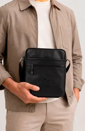 CAVALINHO El Cavaleiro Leather Traveler Crossbody Bag