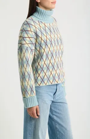 24COLOURS Pattern Turtleneck Sweater