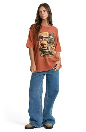 BILLABONG On The Road Cotton Graphic T-shirt