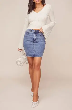 Astr The Label Voyage Crop Sweater