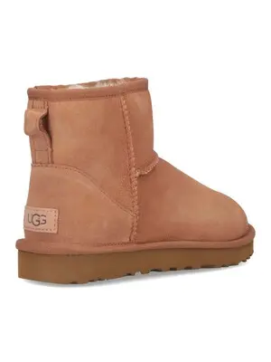 UGG Boots "classic Mini Ii