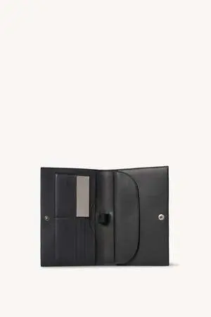 THE ROW Essential Leather Pouch - Black