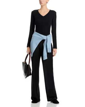 LESET Nando Slim V Neck Top - Black