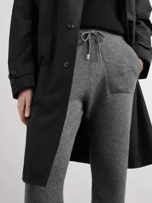 Eleventy Tapered Ribbed Cashmere Drawstring Sweatpants - Gray