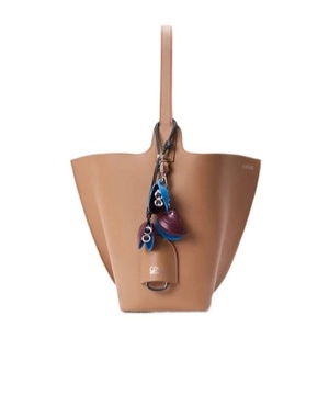 Loewe Shell Pendant