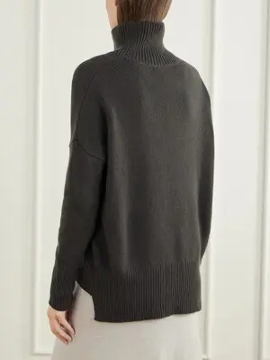 LISA YANG Heidi Cashmere Turtleneck Sweater