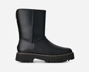 UGG Uptowner Short Boot Sheepskin - Black Leather
