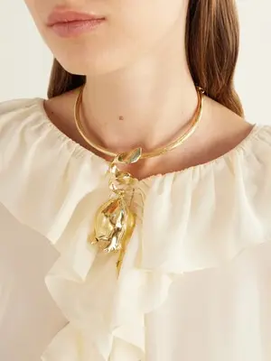 Chloé Tulip Pendant Necklace