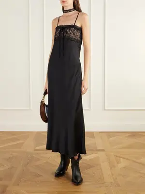 Chloé Azelan Embroidered Ankle Boots
