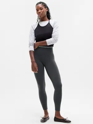 Athleta Salutation High Rise 7/8 Legging