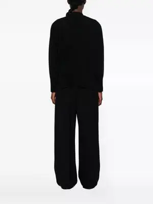 PUROTATTO V-neck Patch-pocket Cardigan