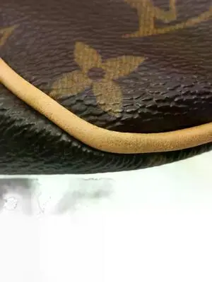 LOUIS VUITTON Batignolles Vertical Monogram Shoulder Bag
