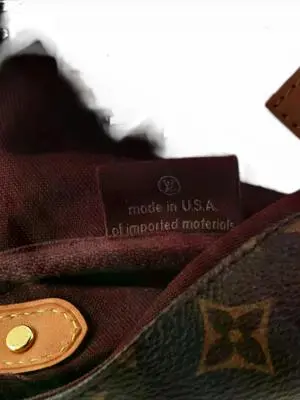LOUIS VUITTON Monogram Canvas Favorite Handbag Mm