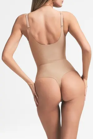 SKIMS Plunge" Style Bodysuit