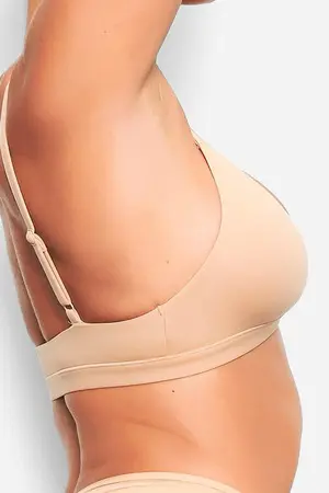 SKIMS Triangle Bra