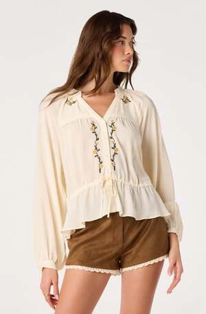 Astr The Label Jessalyn Embroidered Peplum Blouse