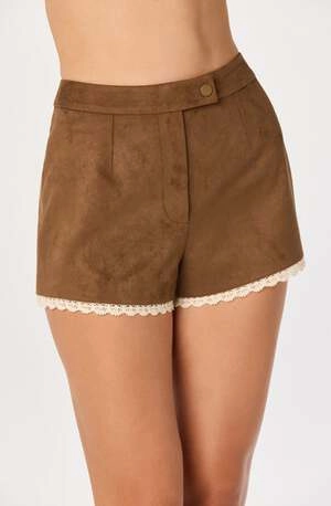 Astr The Label Kya Faux Suede Lace Trim Shorts - Chestnut