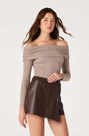 Astr The Label Oaklee Faux Leather Skort