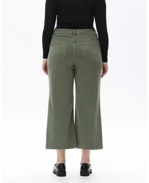 BAYEAS Mid Rise Stretch Straight Leg Jeans