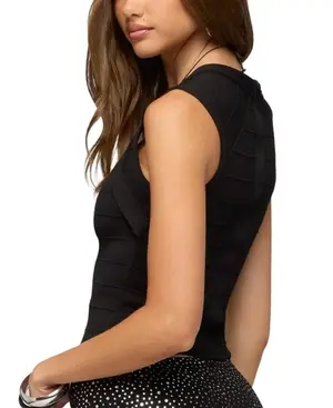 EDIKTED Yumei Knit V Neck Bandage Top