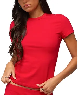 EDIKTED Briony Fitted T-shirt - Red