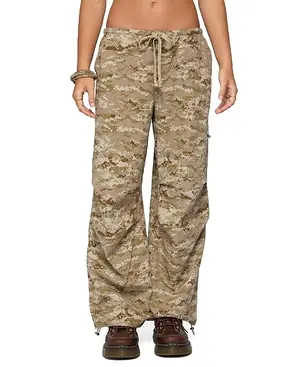 EDIKTED Demey Camouflage Cargo Pants