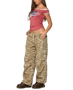 EDIKTED Demey Camouflage Cargo Pants