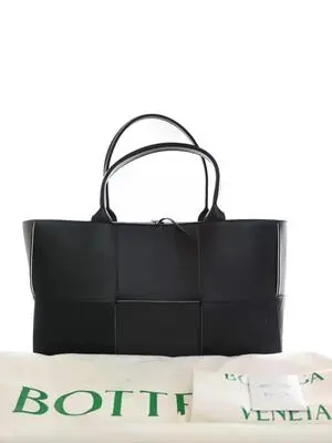 Bottega Veneta Medium Nappa Maxi Intrecciato Arco Tote Bag - Black