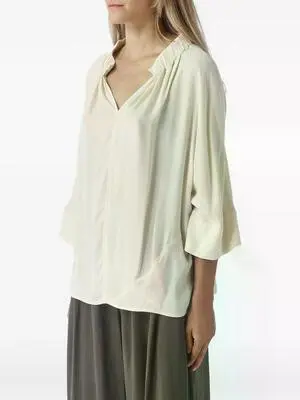 MEIMEIJ Gathered V-neck Blouse