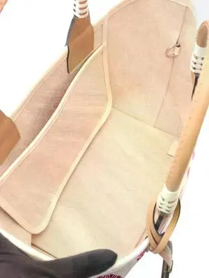 Hermès Toile Steeple 25 Handbag - Neutrals