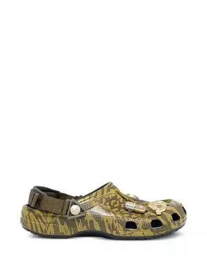 CROCS X Aries Classic Clogs - Green