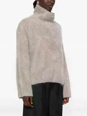 Soft Goat Brushed Cashmere Sweater