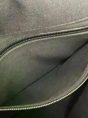 LOUIS VUITTON 2008 Taiga Viktor Crossbody Bag