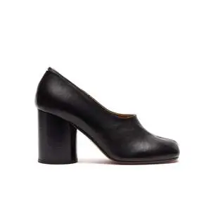 MAISON MARGIELA Tabi Pumps - Black