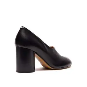 MAISON MARGIELA Tabi Pumps - Black