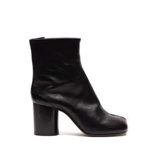 MAISON MARGIELA Tabi Booties - Black